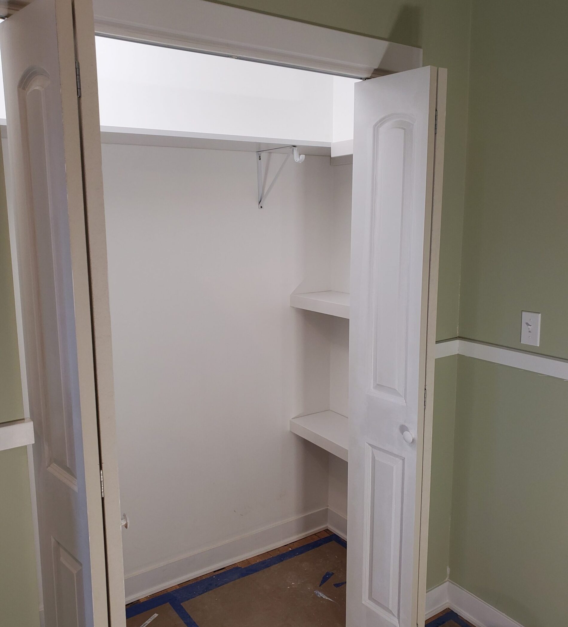 CUSTOM CLOSET INSTALLATION - American Catastrophe Restoration